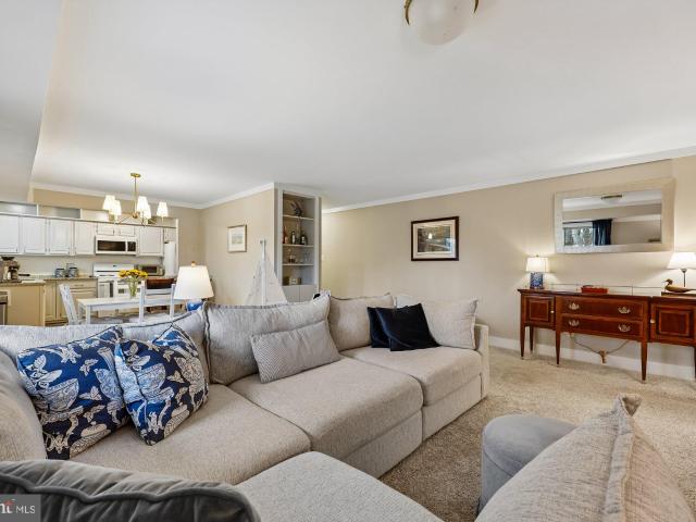 10619 Montrose Ave, Unit 102, Bethesda, MD 20814 | MLS #MDMC2222 | Compass