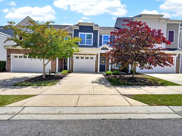 1061 Monmouth Loop