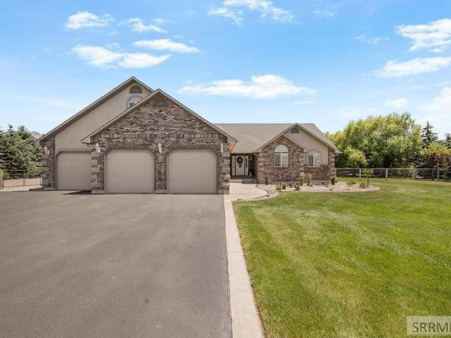 1061 N 1200 E, Shelley, ID 83274