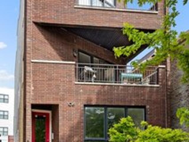 1061 N Marshfield Ave Apt 1, Chicago, IL 60622