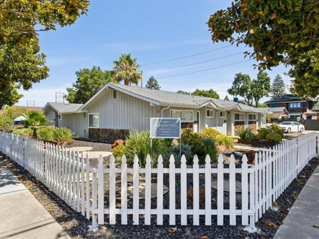 1061 Alma St, Palo Alto, CA 94301