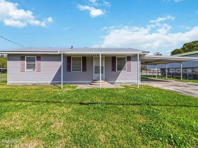 1061 Anse Broussard Hwy, Breaux Bridge, LA 70517