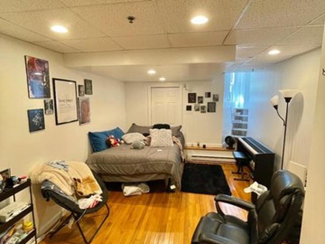 1061 Beacon St Apt B, Brookline, MA 02446