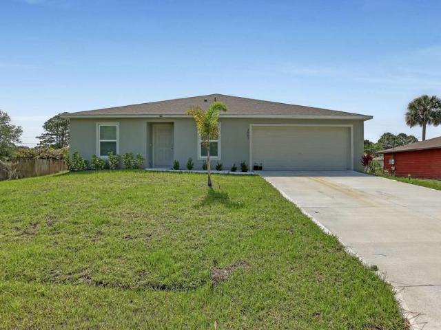 1061 Colonial Avenue SE, Palm Bay, FL 32909 643641915