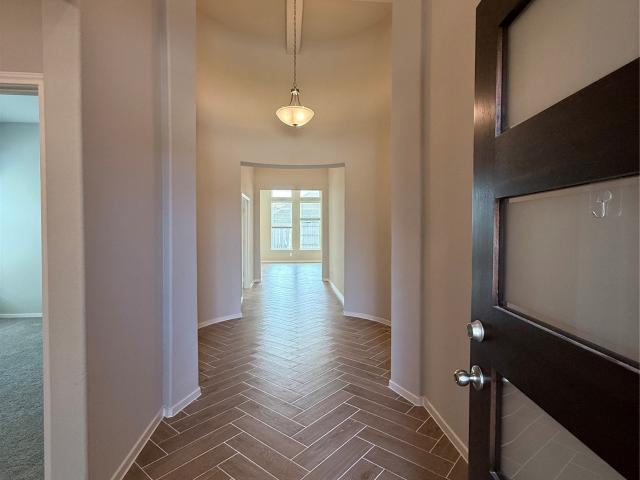 1061 Comal Trail