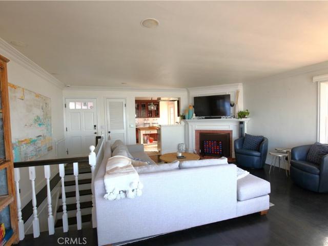 1061 Gaviota