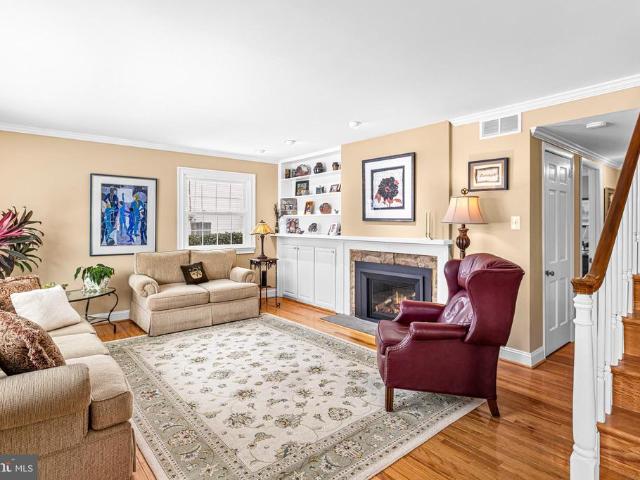 1061 Kipling Road