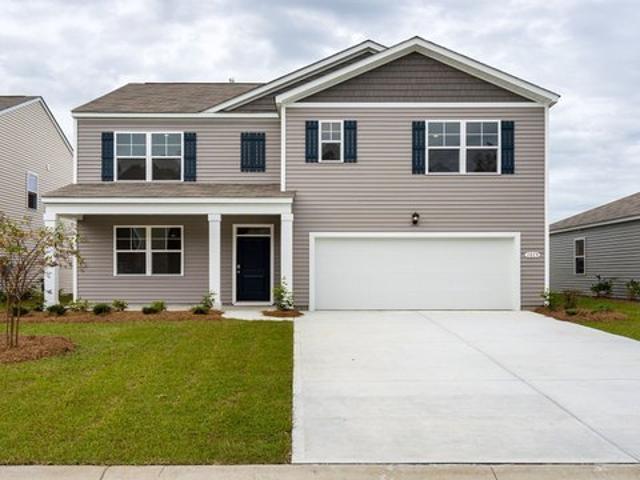1061 Lakes Blvd, Brunswick, GA 31525