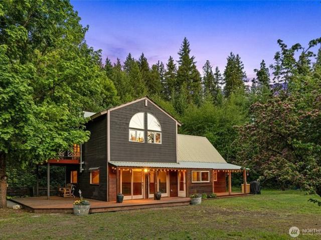 1061 Lauderdale Ln, Cle Elum, WA 98922