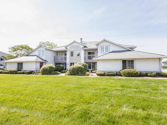 1061 Quinlan Dr, Unit F