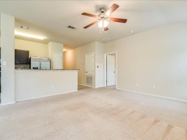 1061 Violet Ln, Kyle, TX 78640 | MLS #1133