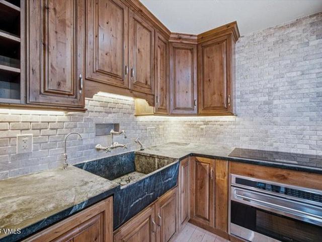 1061 W Beaver Creek Blvd Unit H303, Avon, CO 81620
