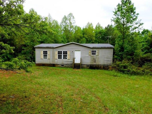 1061 Woodedge Ln, Nathalie, VA 24577