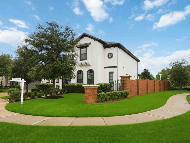 10623 Sawmill Park Drive