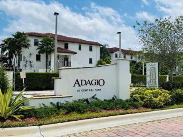 10620 88th St NW #221, Doral, FL 33178