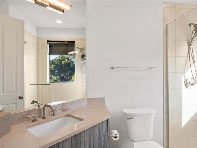 10620 Gulf Shore Dr, Unit 203, Naples, FL 34108 | MLS #226000