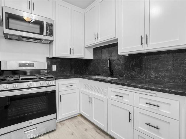 10620 Holman 3
