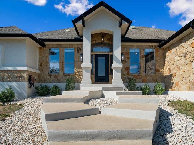 10621 W Cave Loop