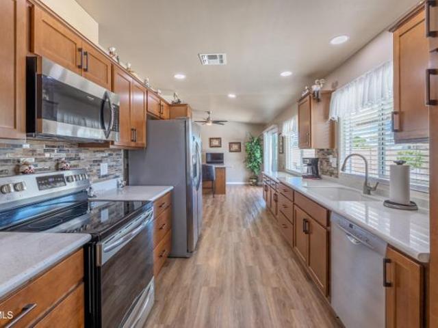 10621 W Sequoia Dr, Sun City, AZ 85373