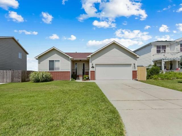 10621 E Fawn Grove St, Wichita, KS 67207