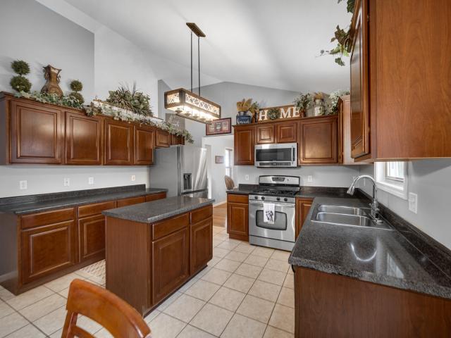 10621 Erie Drive