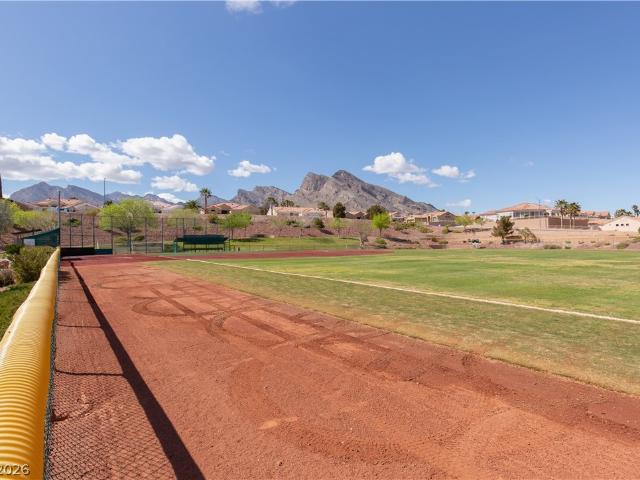 10627 Mission Lakes Ave, Las Vegas, NV 89134 | MLS #2800