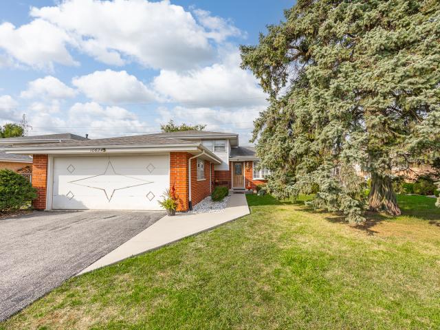 10624 S Michael Dr, Palos Hills, IL 60465 | MLS #12508 | Compass