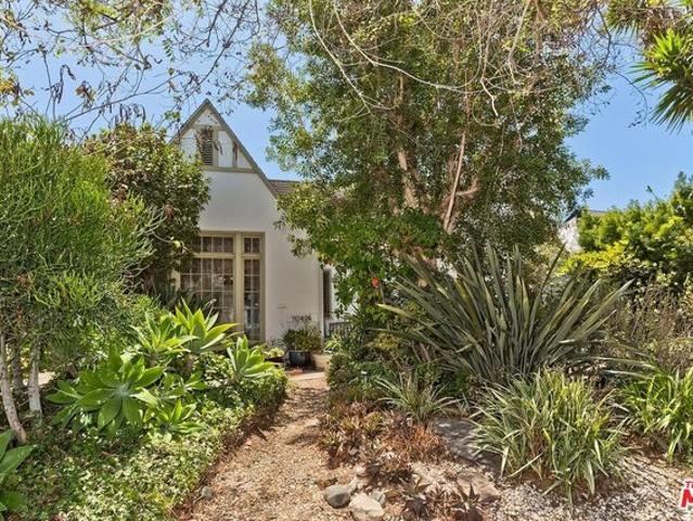 10626 Ohio Ave, Los Angeles, CA 90024