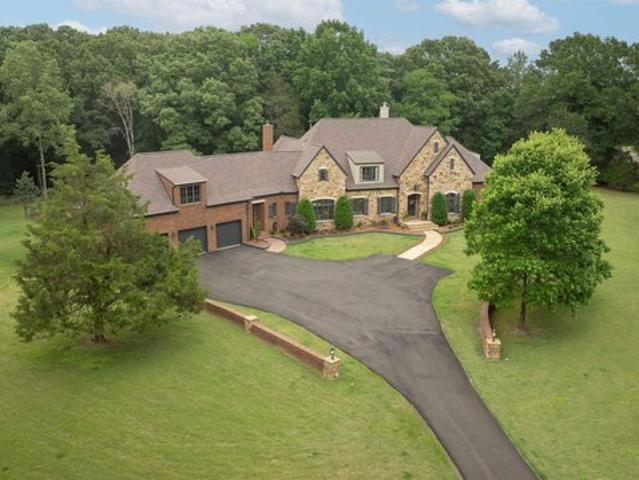 10628 Raleigh Lagrange Rd E, Eads, TN 38028