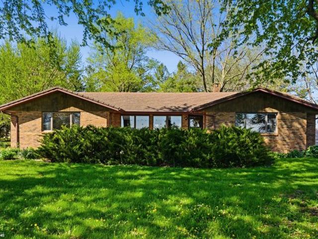 1062 James Ave, Winfield, IA 52659
