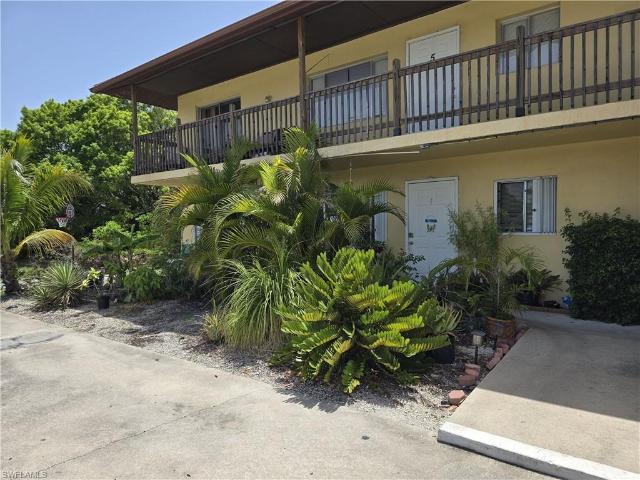 10632 Woods Cir, Unit 1, Bonita Springs, FL 34135 | MLS #226000