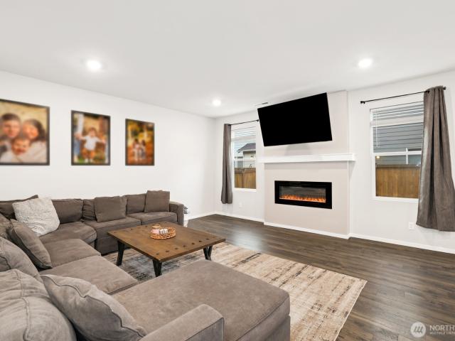 10637 th Street