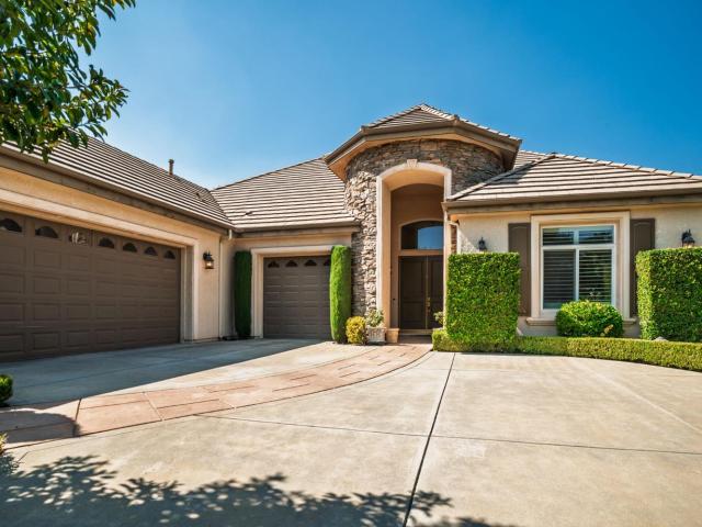 10637 N Lochmoor Ln, Fresno, CA 93730 | Compass