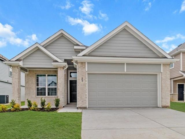 10637 Stag Ln, Fort Worth, TX 76036