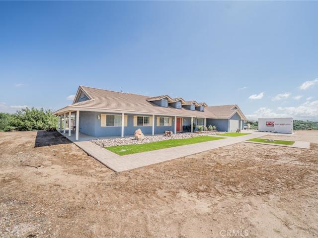 10636 Larch Rd, Oak Hills, CA 92344 | MLS #HD26072 | Compass