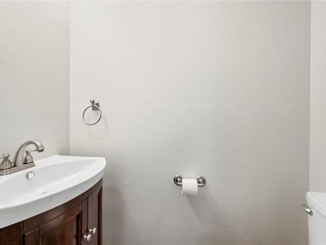 10636 N Dowling Rd, College Station, TX 77845 | MLS #26004