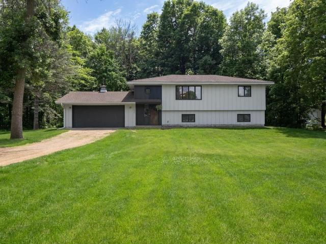 10638 Maple Lane