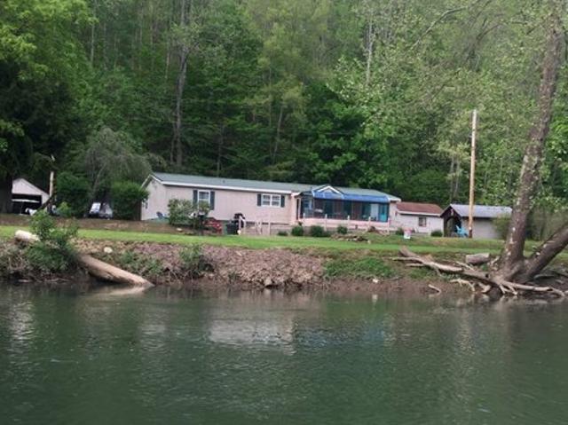 1063 Buckhannon River Rd, Volga, WV 26238