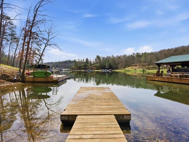1063 Cliffs Edge Road