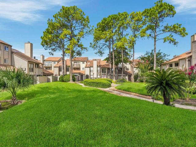 1063 Country Place Drive, Houston, US, TX