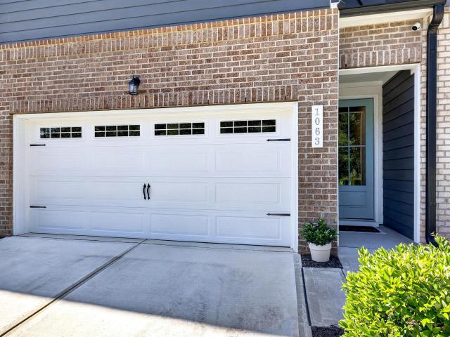 1063 Danvers Loop