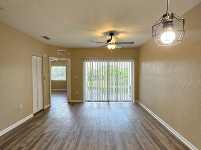 1063 Golden Lakes Blvd Apt 322, Royal Palm Beach, FL 33411