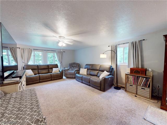 1063 Thistleridge Drive