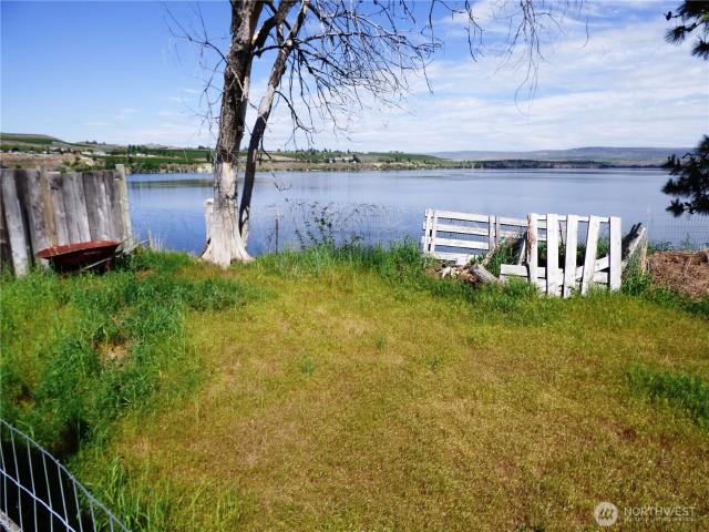 106 1/2 E Indian Ave, Brewster, WA 98812 | MLS #2447 | Compass