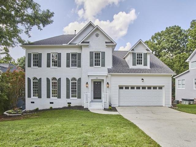 106 Cobalt Dr, Cary, NC 27513