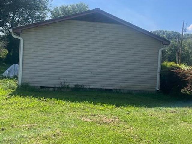106 Colonial Hills Drive