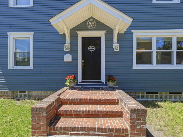 106 Cambridge Ave