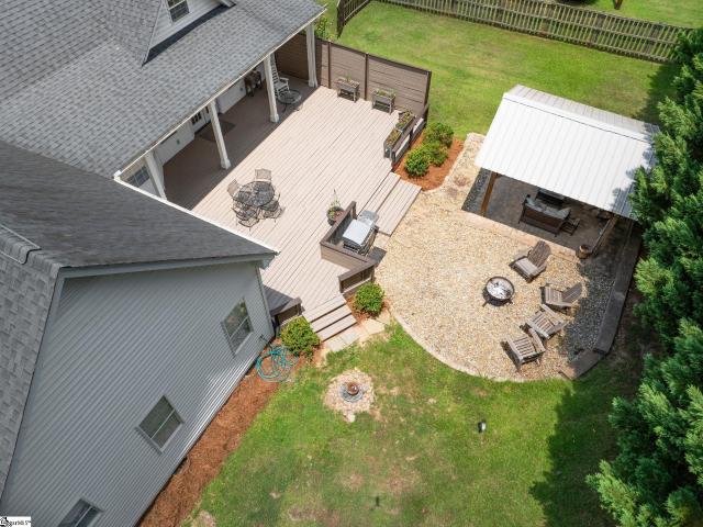 106 Cardinal Court