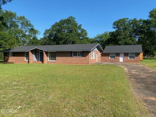 106 Carl Vinson Rd, Milledgeville, GA 31061