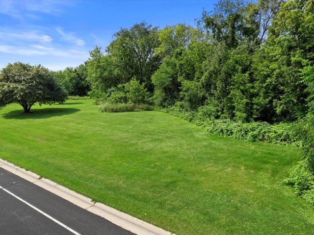 106 carriage hill drive